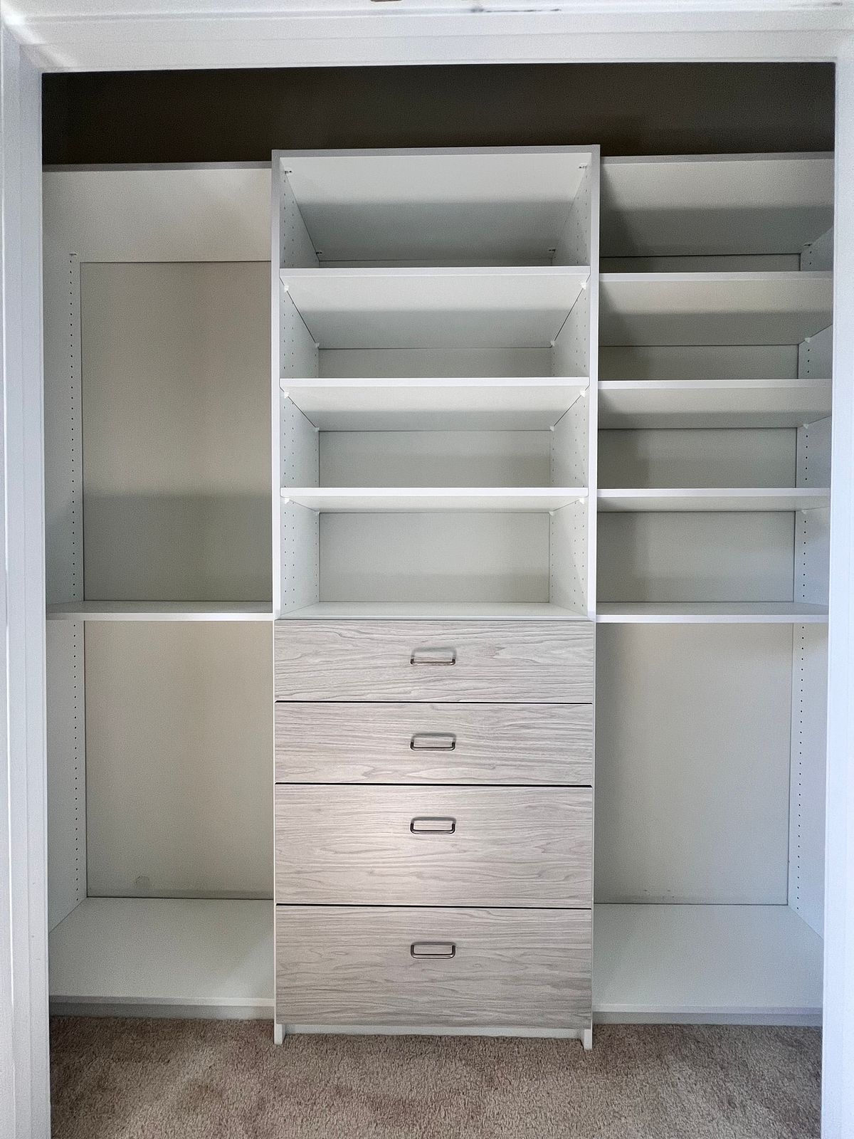 REACH-IN CLOSETS | Closets 360